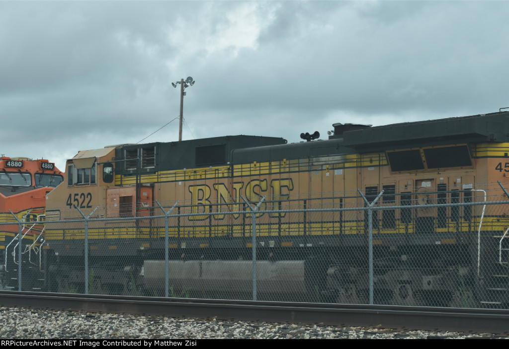 BNSF 4522